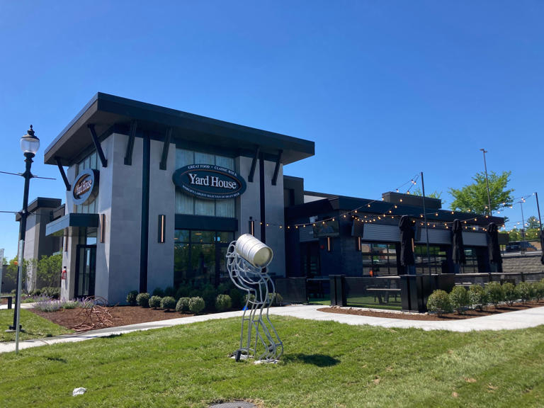 Yard House ready to join lineup at Shops at Blackstone Valley in Millbury