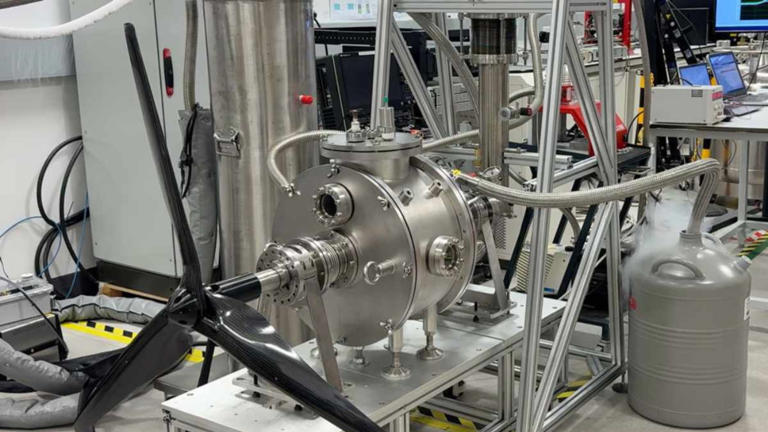 New 100kW superconducting motor paves way for future electric ...