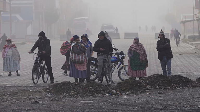 Bolivian ministers resign as weeks of protests against economic crisis ...