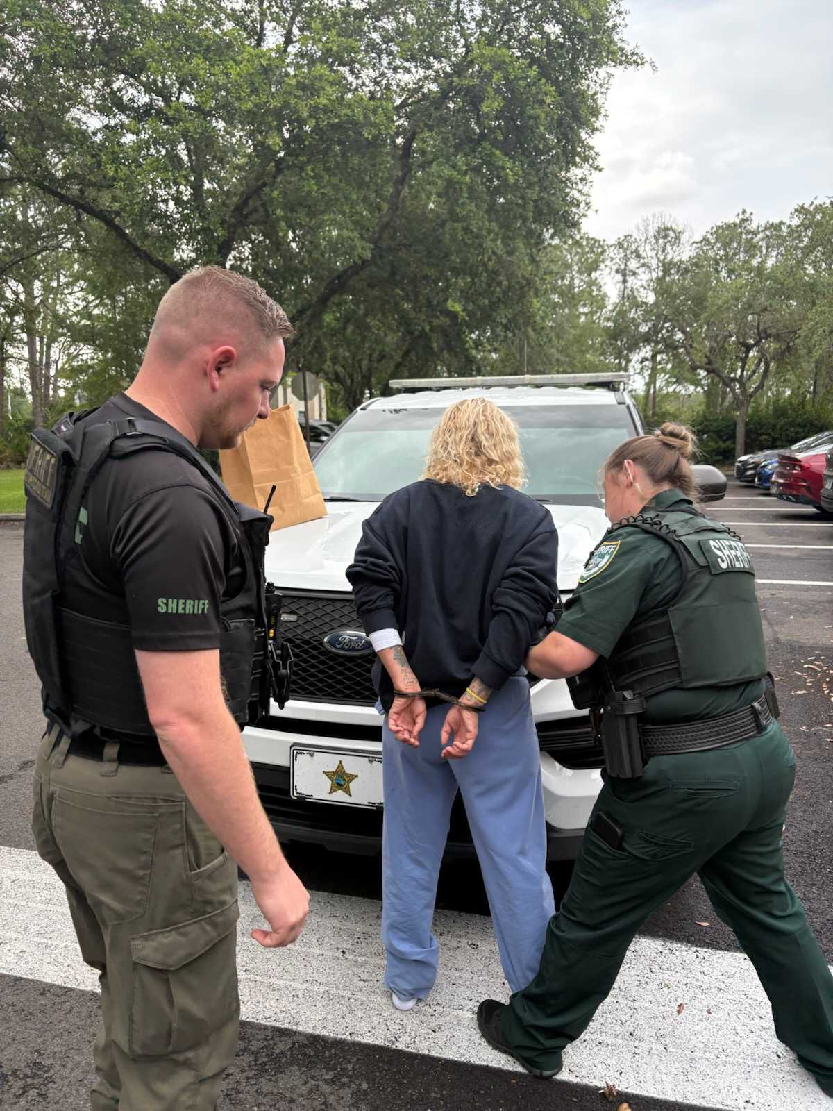 Woman arrested after alleged DUI crash kills toll booth worker on ...