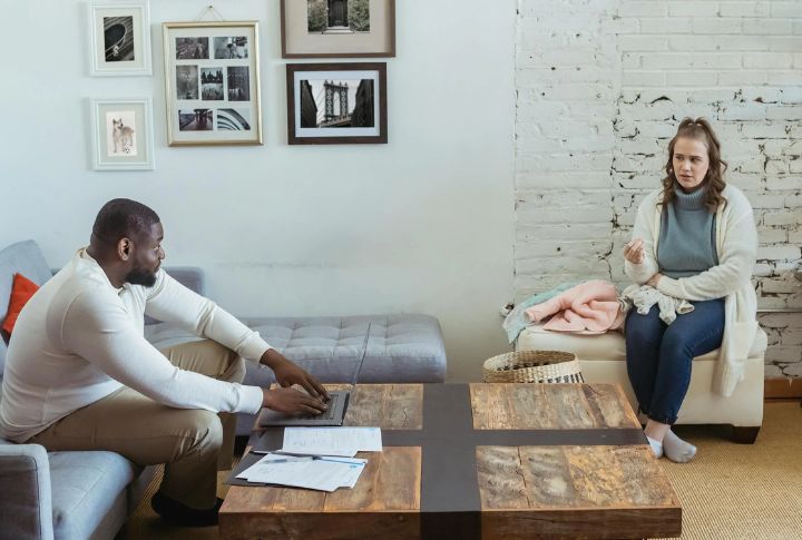 10 subtle habits that can push your wife away