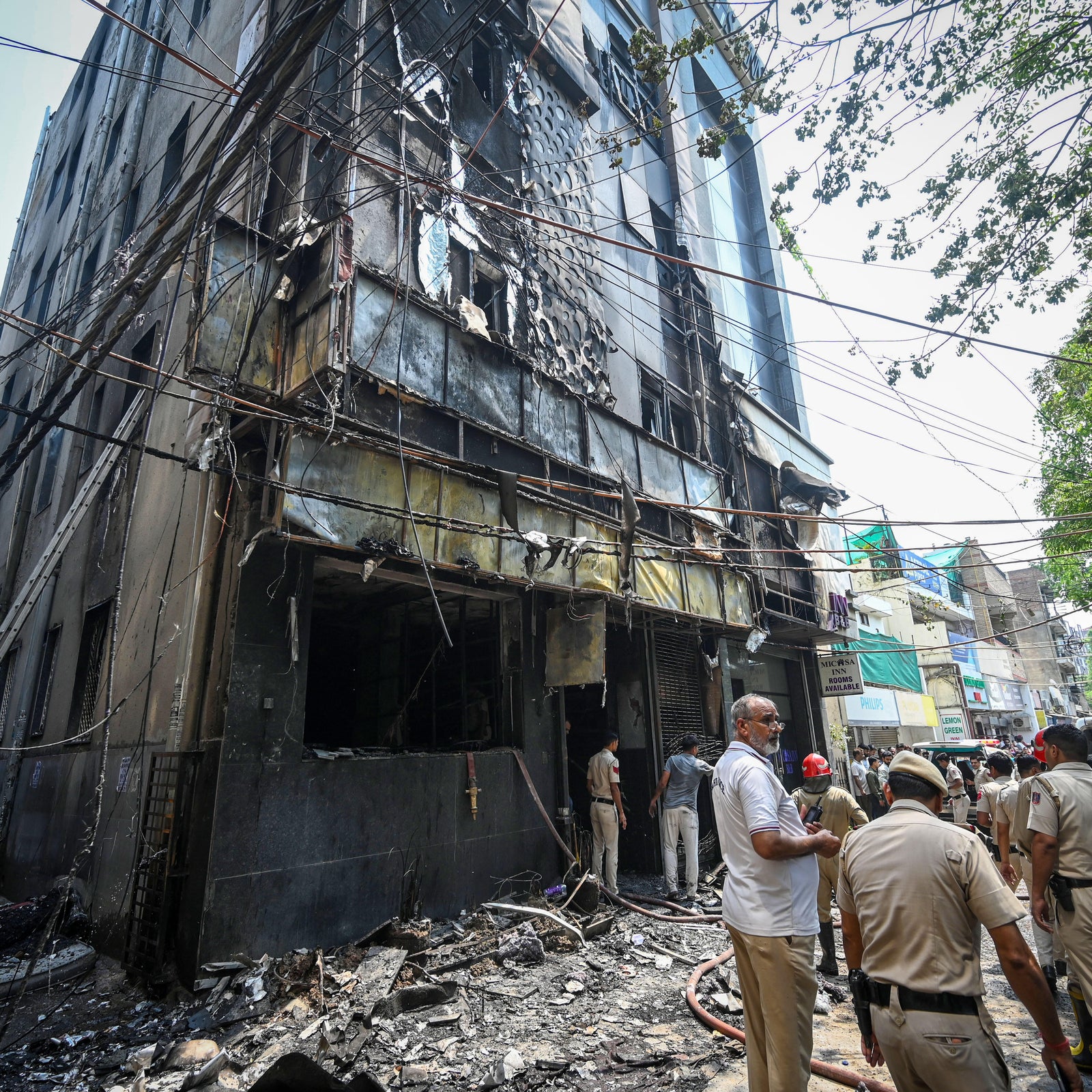 At least 21, mostly foreign nationals, dead in fire at India hotel