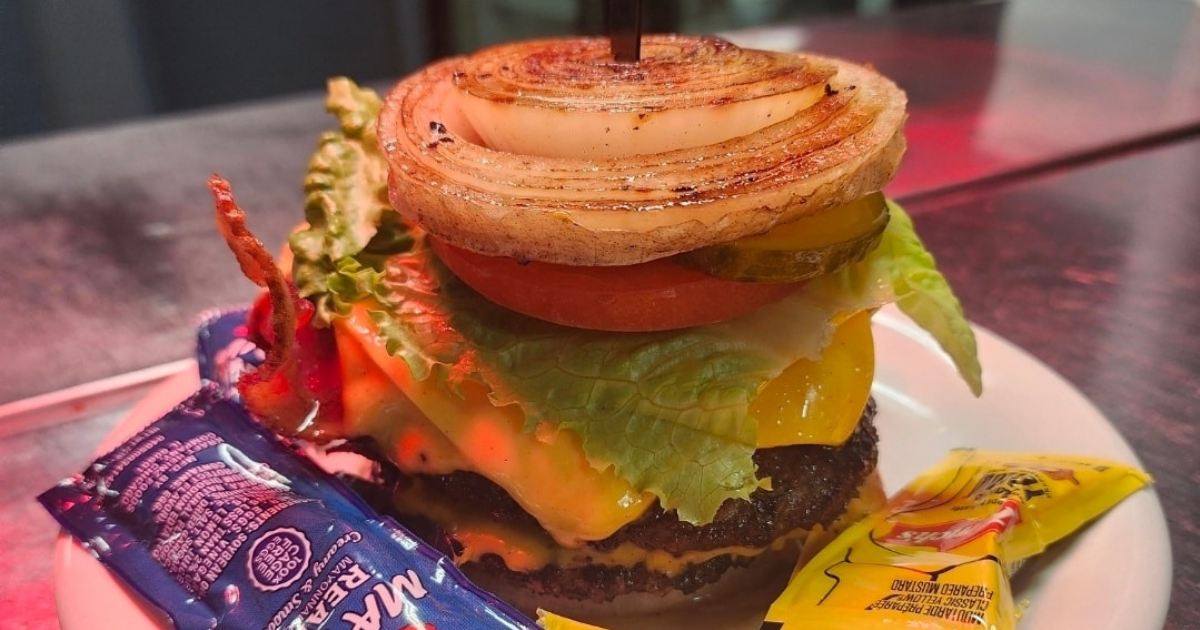 This small Tennessee cafe has burgers, biscuits, and big charm