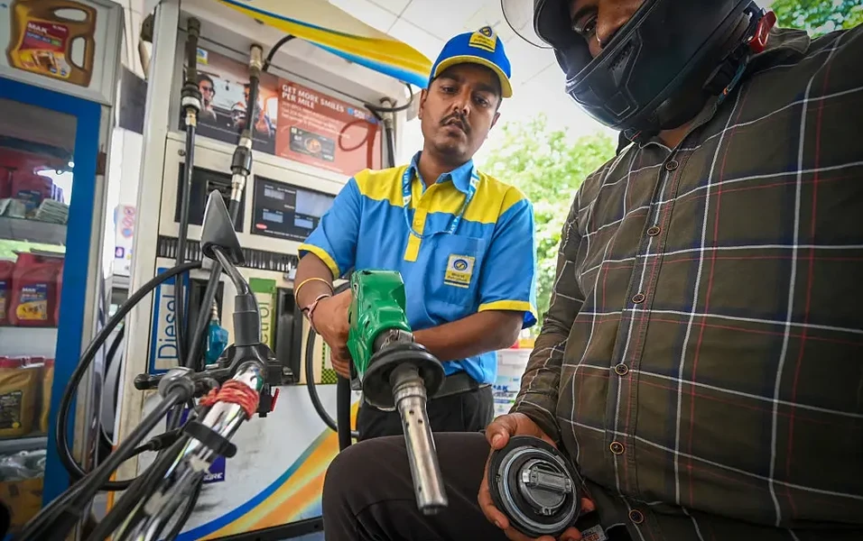 Cabinet clears ₹39,290-cr push for fuel relief, cleaner transport, highways