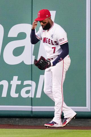 Ball bounces off Angels outfielder Jo Adell’s head and over the wall ...