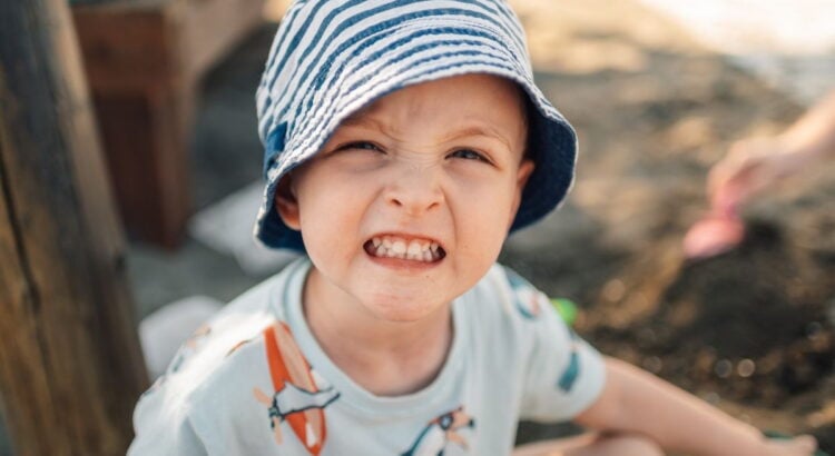 I'm a psychotherapist, here are 7 phrases not to say to an angry child ...