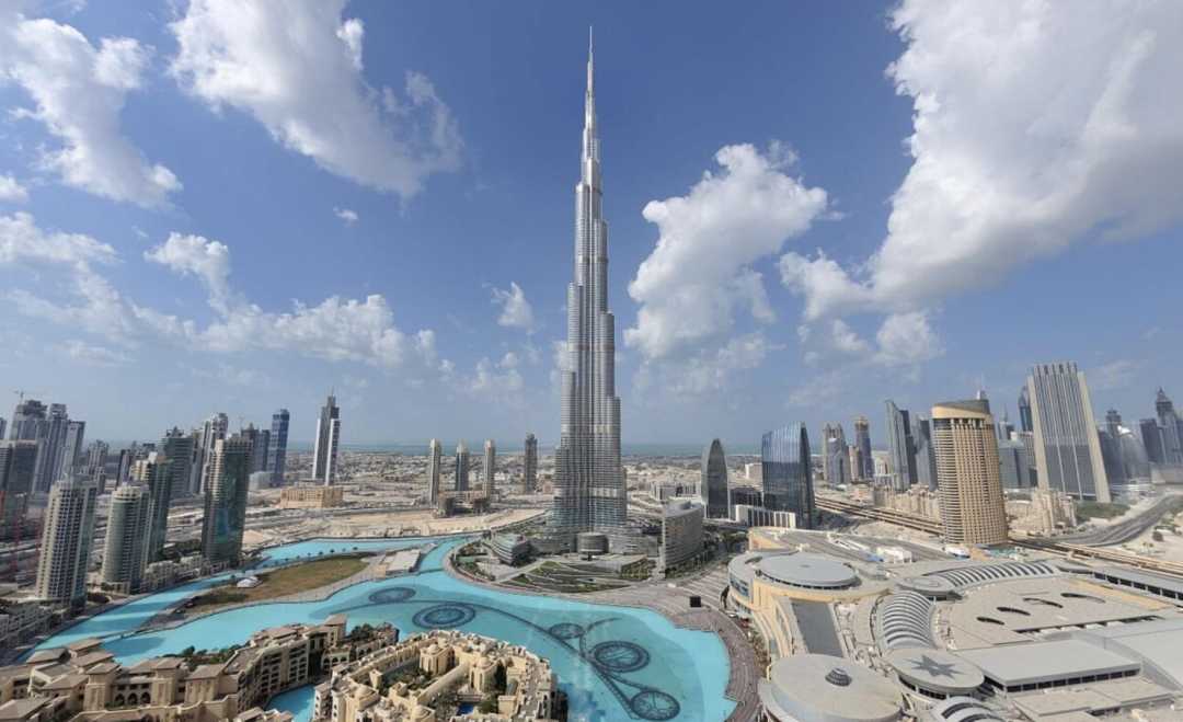 14 mega-structures that seem to defy gravity