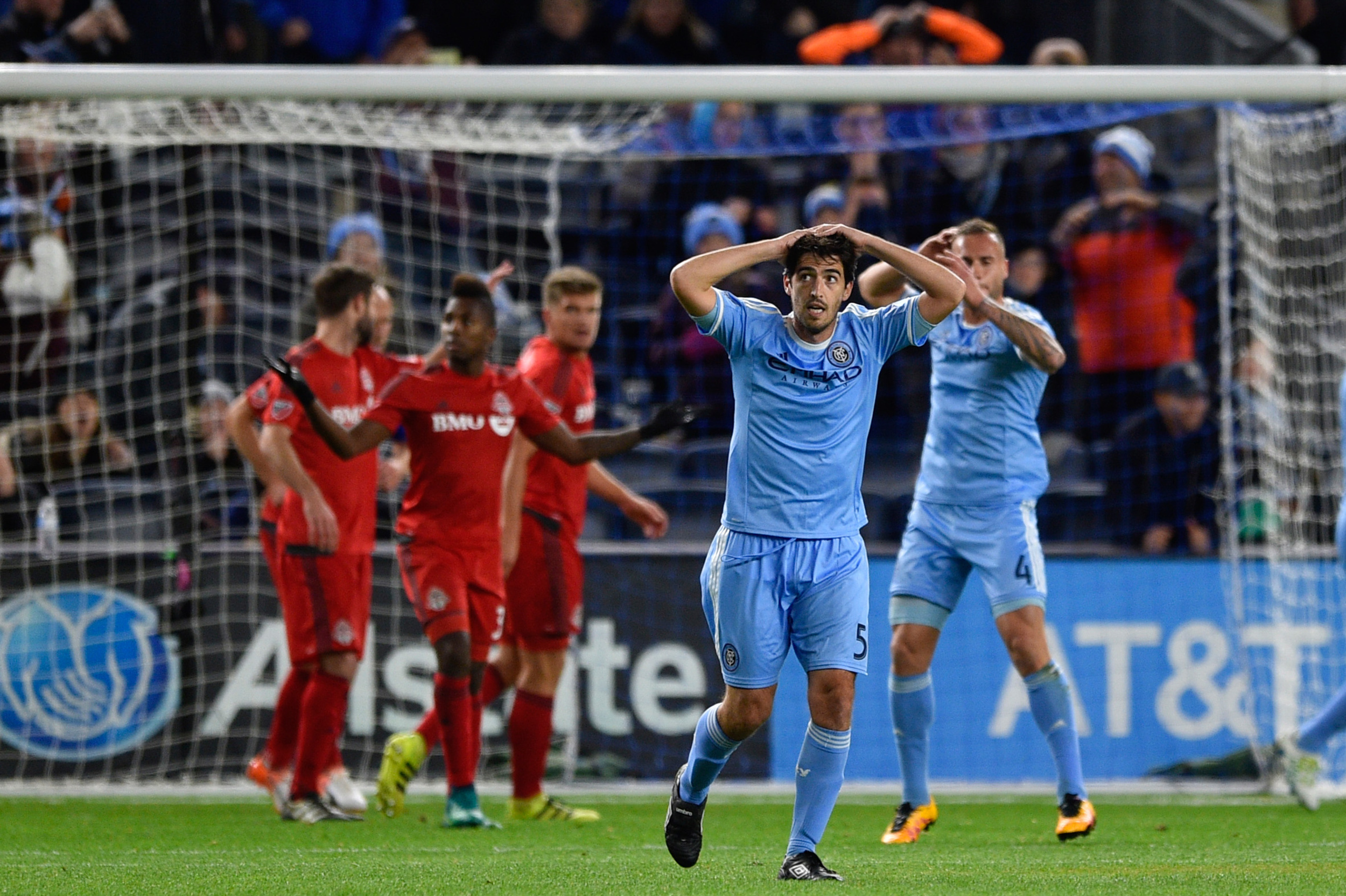 Journalist explains why Andoni Iraola is set to sign relatively short ...