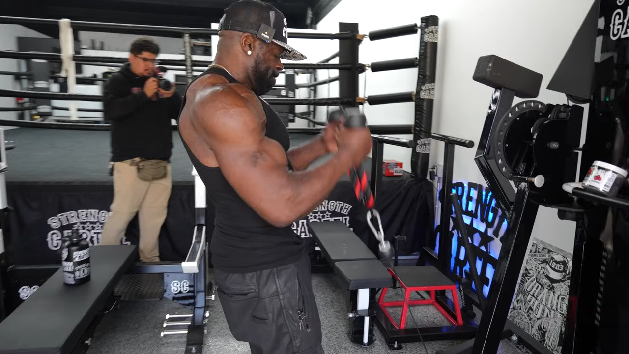 Watch what happens when Kali Muscle crashes the Push Up Club with ...