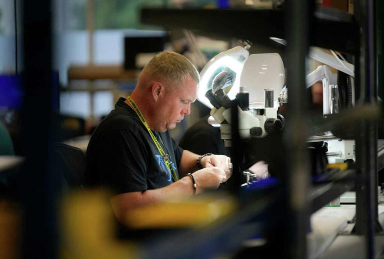Firefly Aerospace's defense business grows as subsidiary snags Air ...