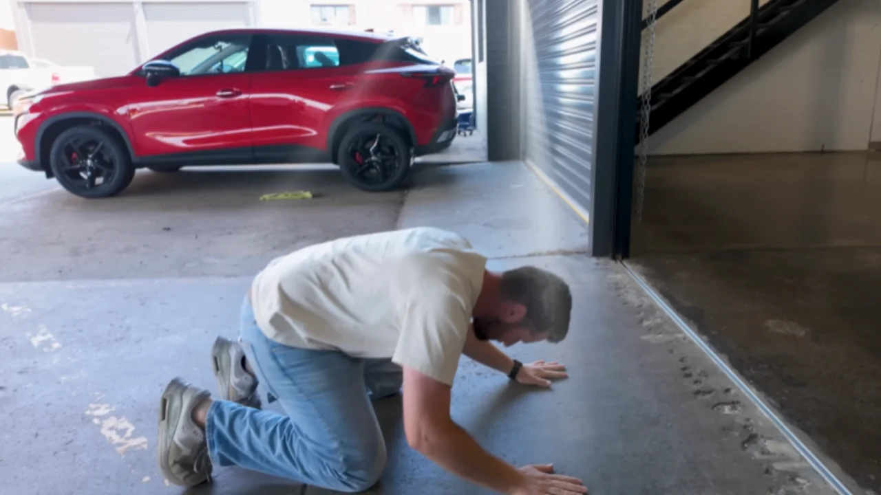 Man falls to his knees after seeing extremely cheap Chinese SUV he ...