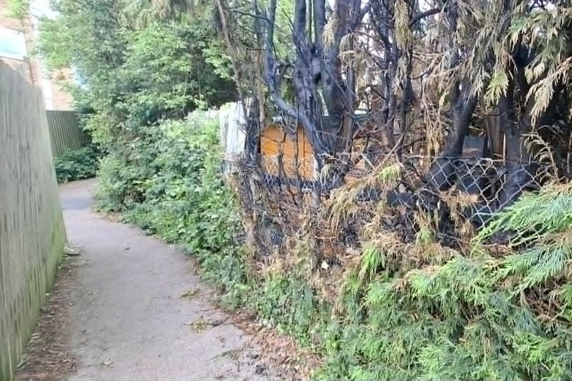 Man hits out at 'burden' Leicestershire alleyway issues after ...