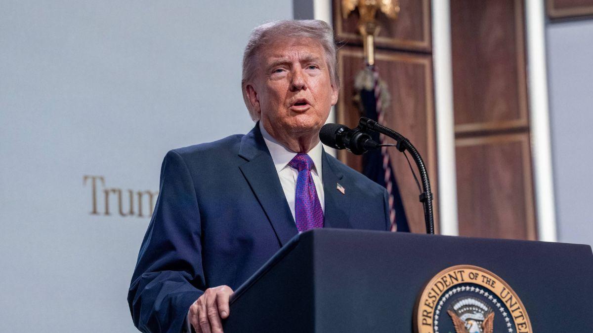 Donald Trump's 'extreme intelligence' claim debunked as president ...