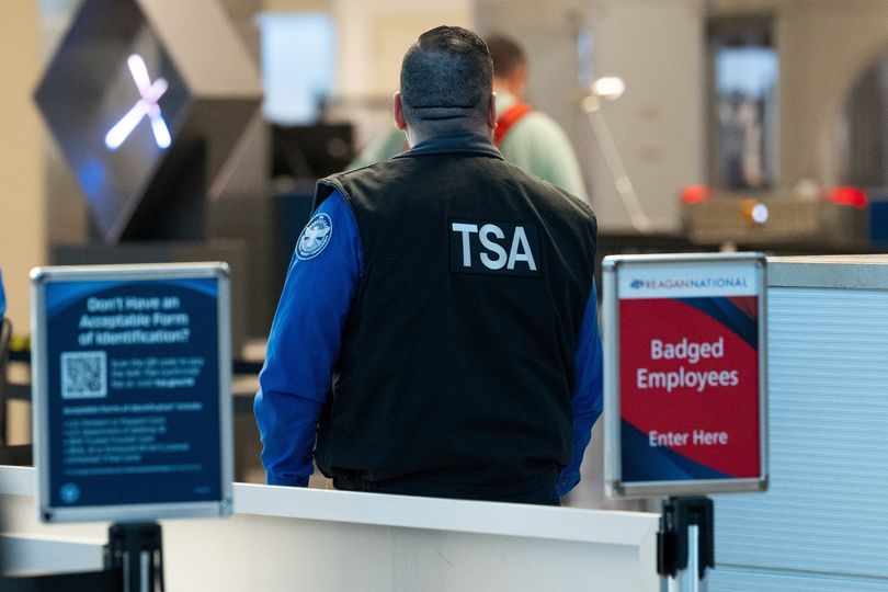 TSA allows rotisserie chicken in carry-on bags — and this passenger ...