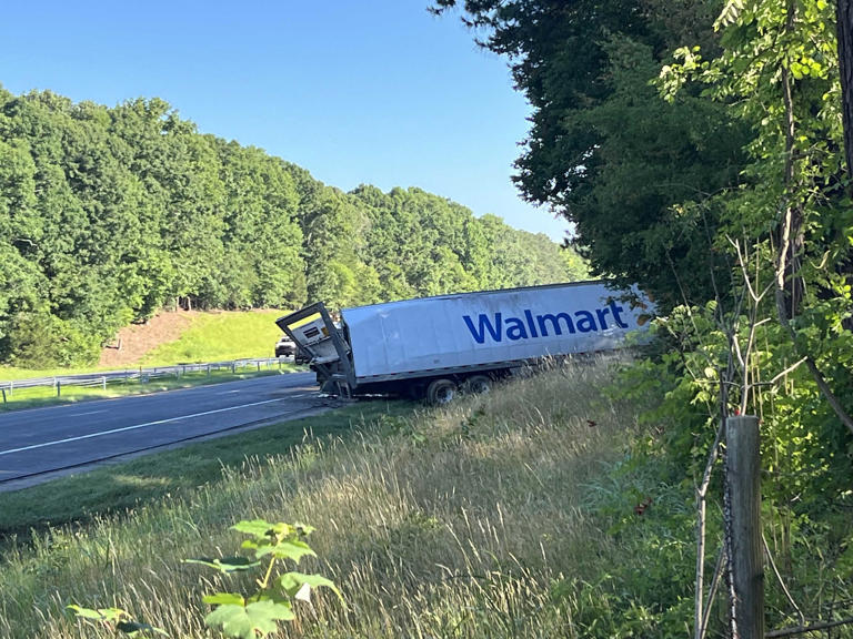 Walmart truck crashes along interstate in Upstate