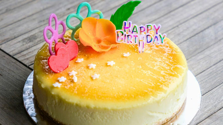 Dad regifted my own cafe card and gave away my birthday cake, so I ...