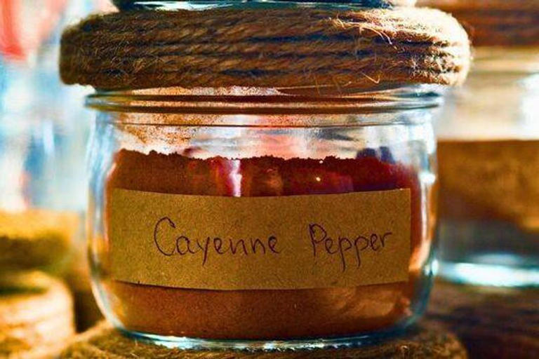 Keep houseflies away this summer with natural kitchen ingredient