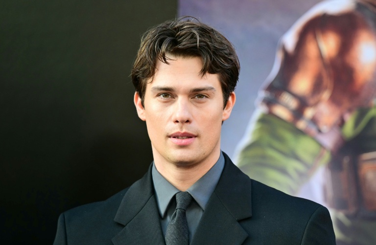 Convertirse en He-Man fue "una tarea monumental" para Nicholas Galitzine