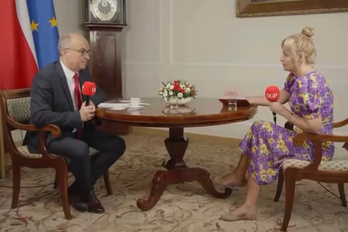 „Magister poucza doktora”. Czarzasty znów strzelił sobie w stopę, a ...
