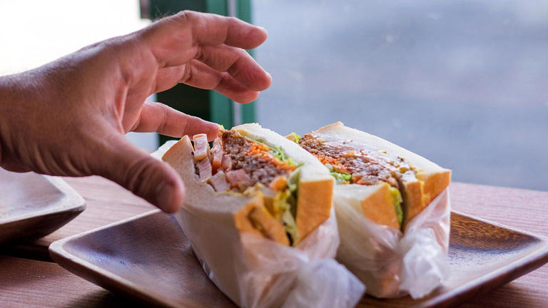 One extra serving of processed meat a day linked to higher cancer risk