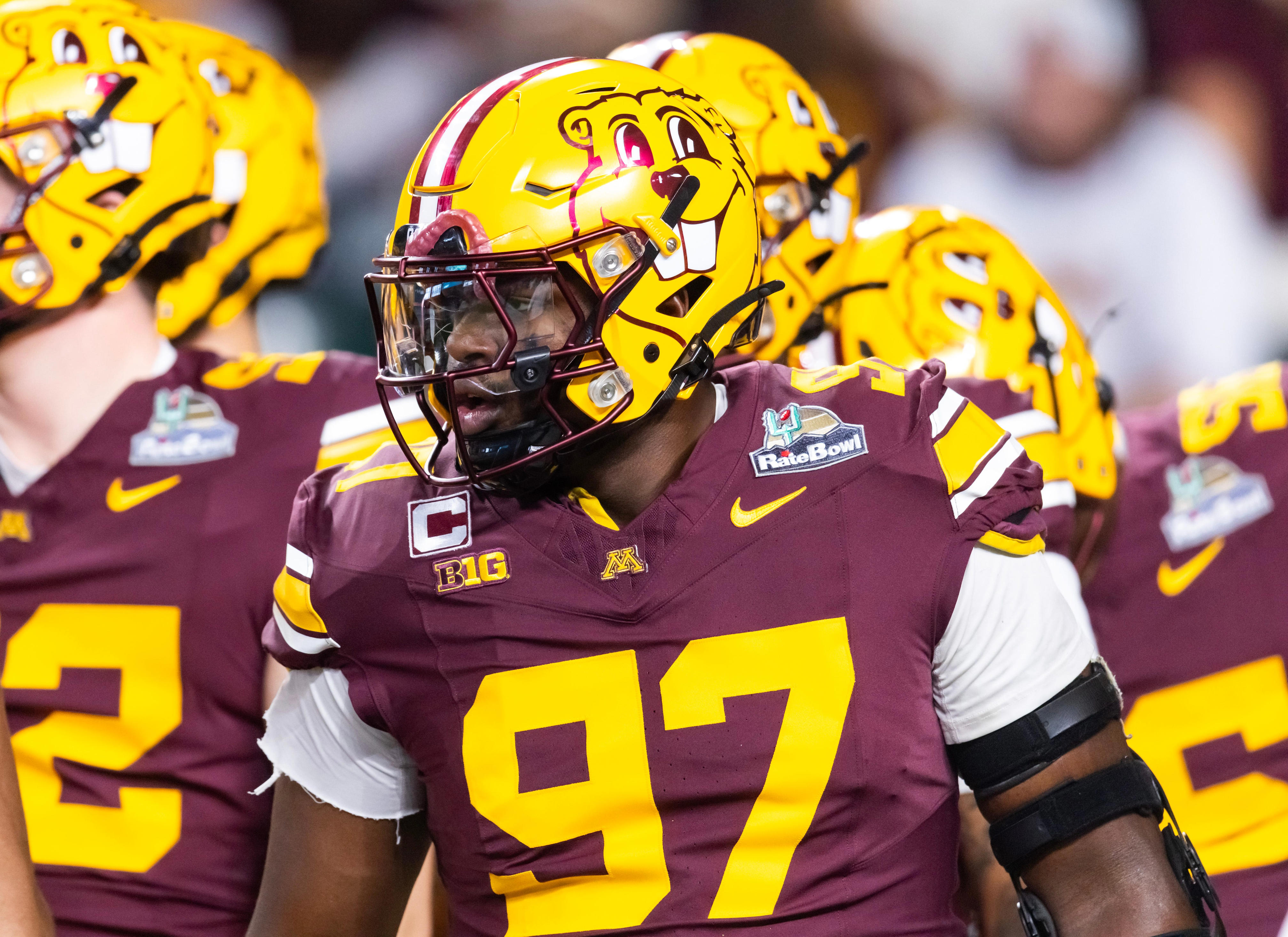 Rams waive undrafted rookie DT Jalen Logan-Redding