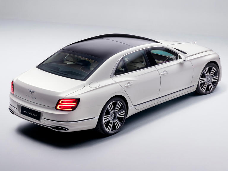 New Bentley Flying Spur brings back a classic face with supercar pace