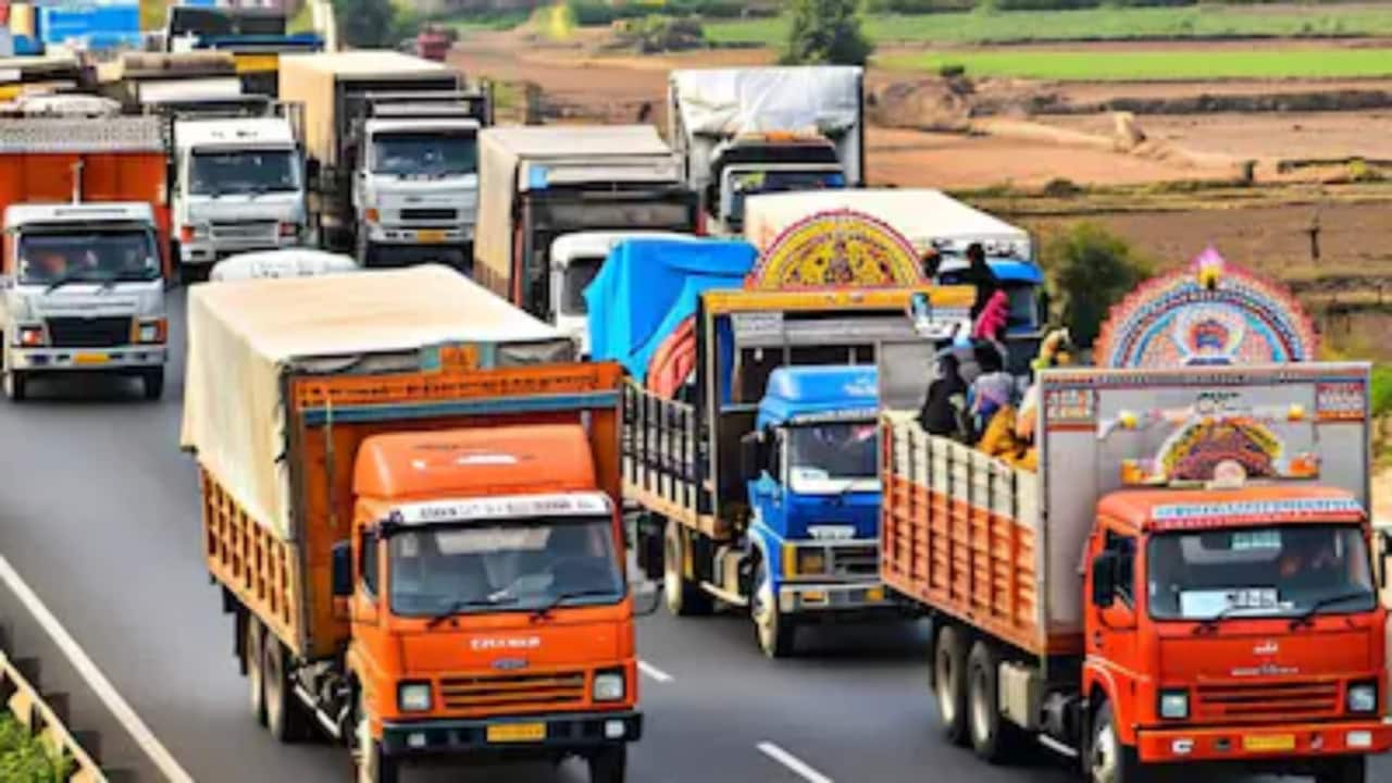 Delhi-NCR old trucks, buses to be phased out under Rs 5,041 crore plan