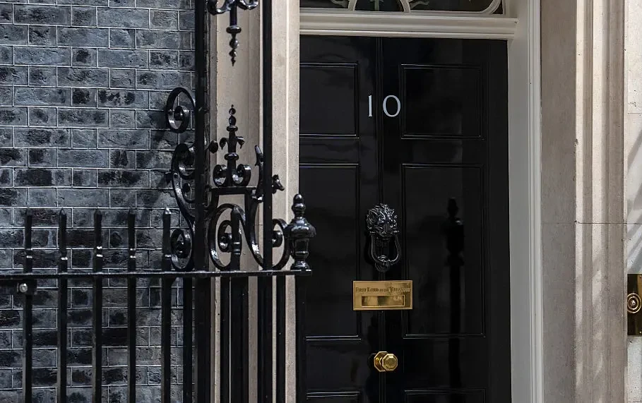 No 10 backs review of 'wrong' police anti-racism wording