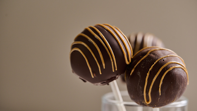 Protein-packed cake pops recipe