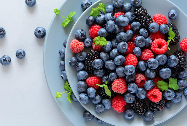 Dieta della longevità, ecco 5 cibi antiossidanti antiage e tre veleni ...