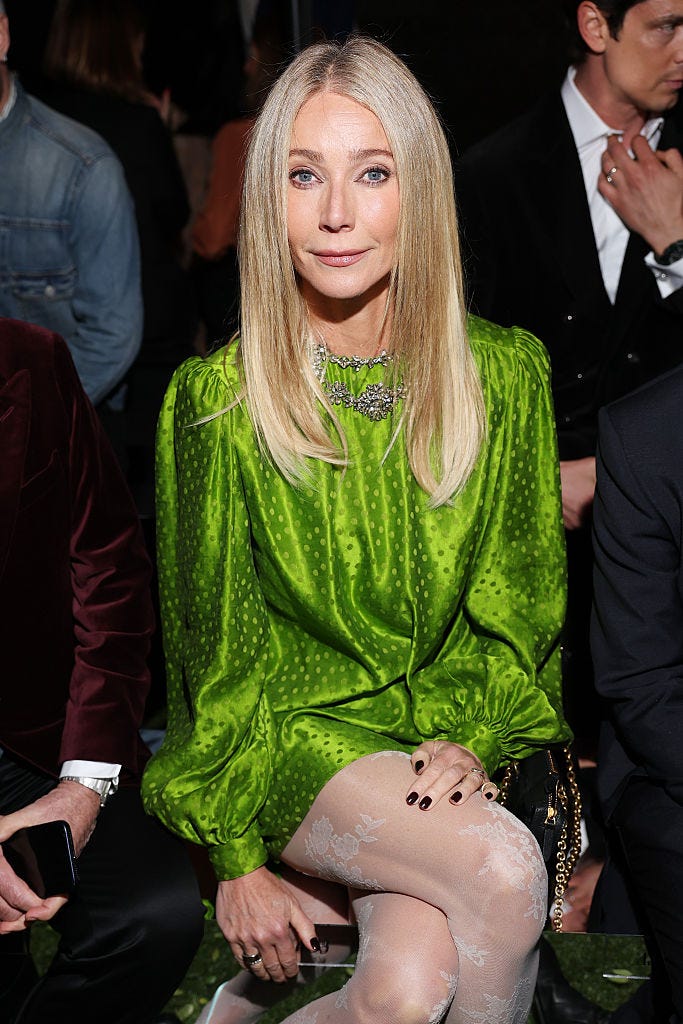Layered haircuts for mature hair: The best styles to try for summer