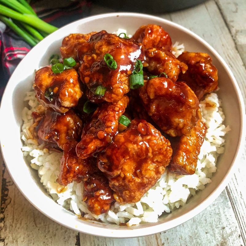 These 8 Chinese buffet foods are best left off the plate