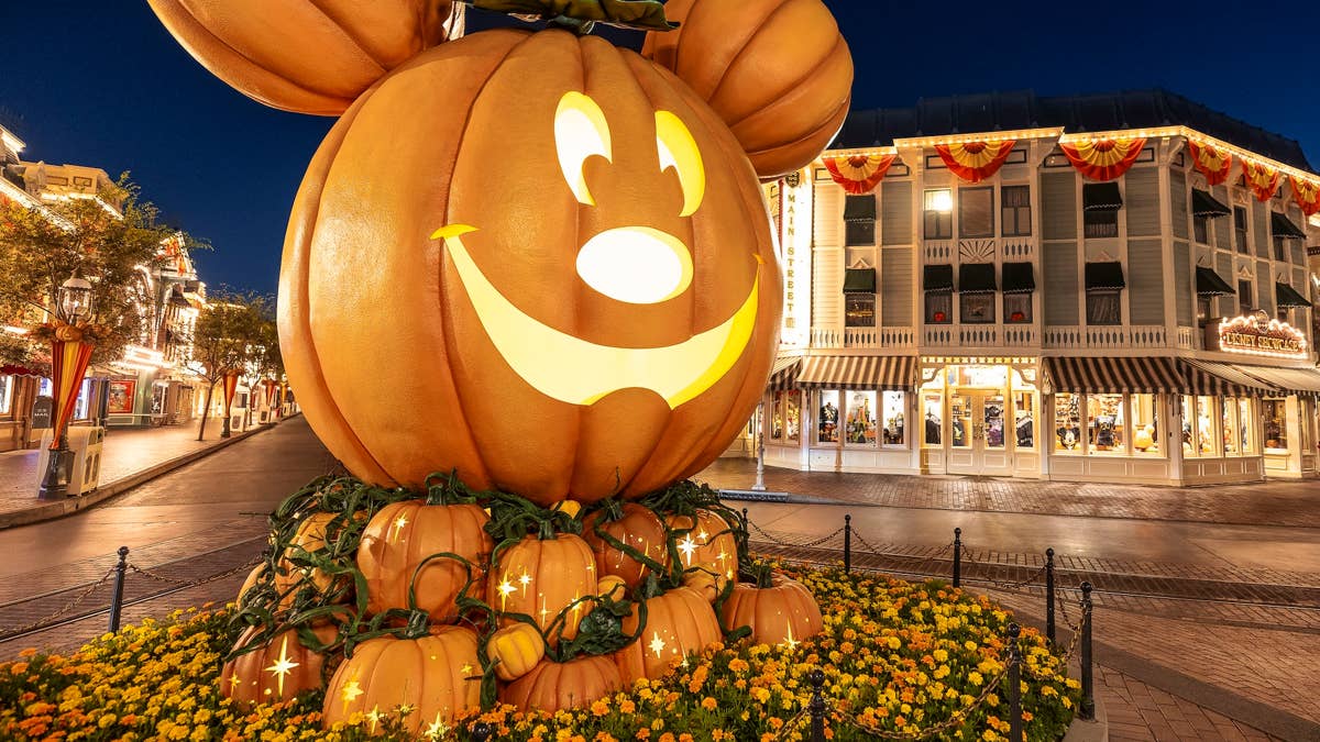 Disneyland's fall line-up: Exciting Halloween events and seasonal ...