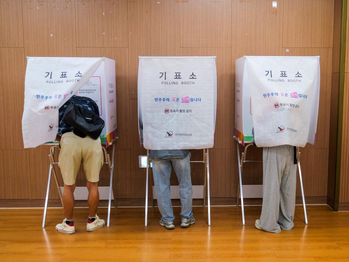 South Korea exit polls show sweeping local election win for Lee's party