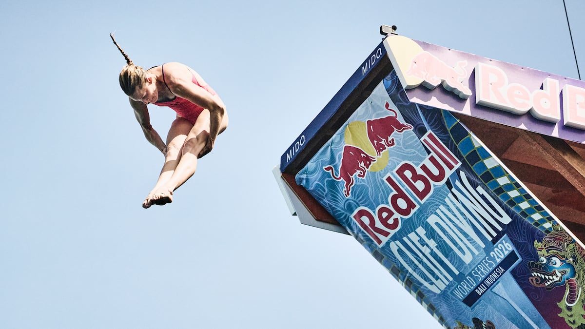 Red Bull will bring 90-foot cliff diving to the St. Pete Pier. Here’s ...