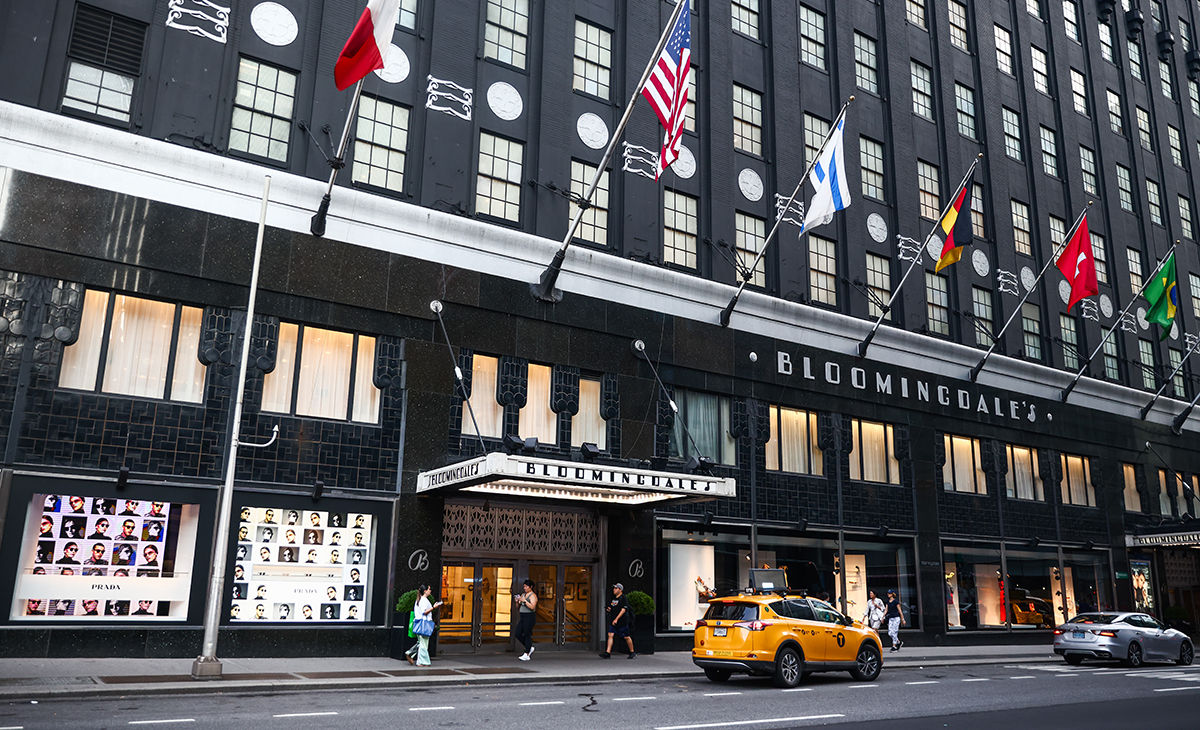 Macy's Inc. reports strong Q1, raises 2026 outlook