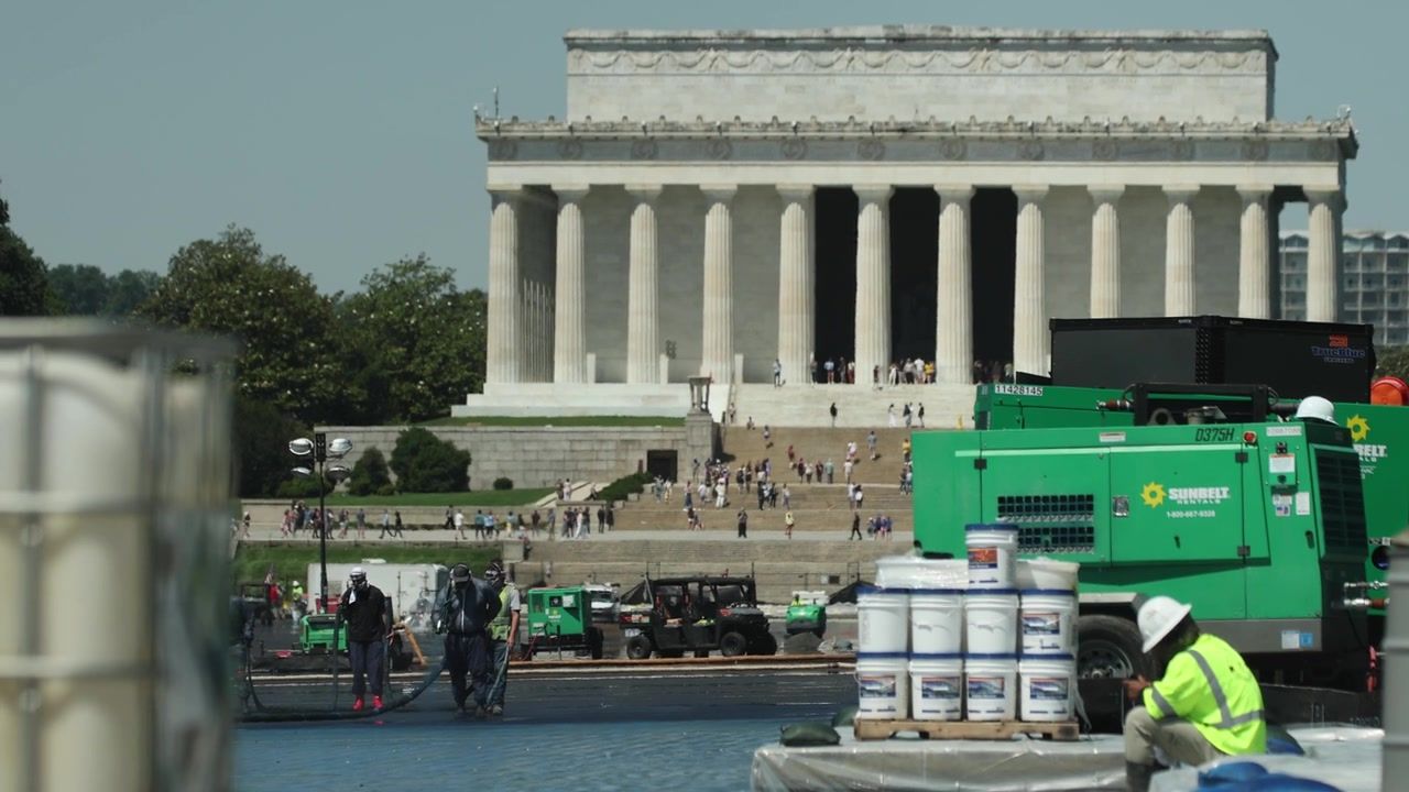 Trump's $13M reflecting pool makeover leaves leaks unfixed