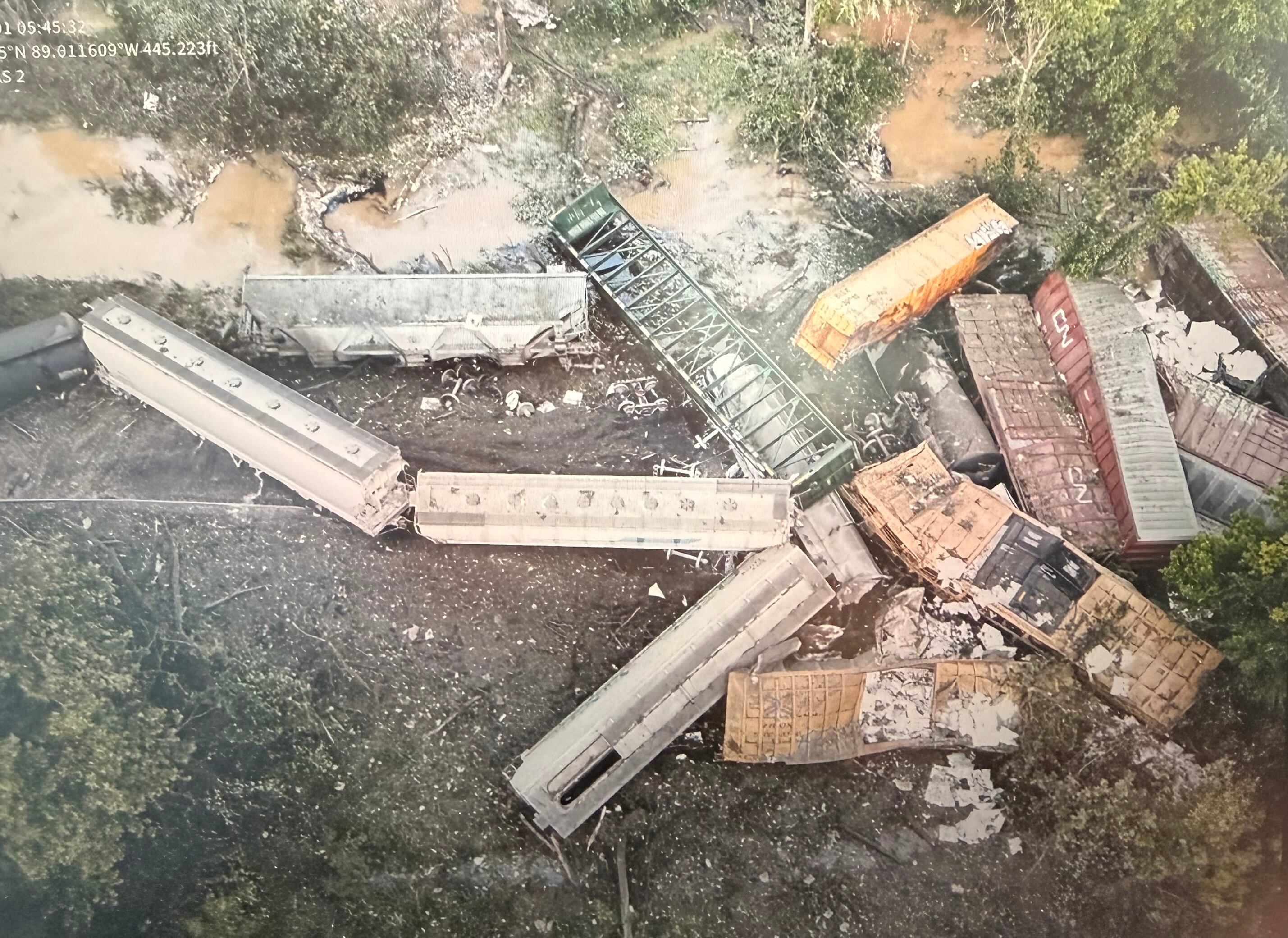US 51 reopens as train derailment recovery efforts continue in Hickman ...