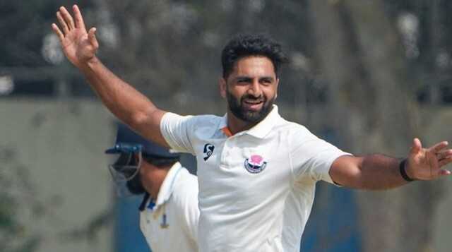 BCCI finally adds Ranji Trophy star Auqib Nabi to Test setup after ...