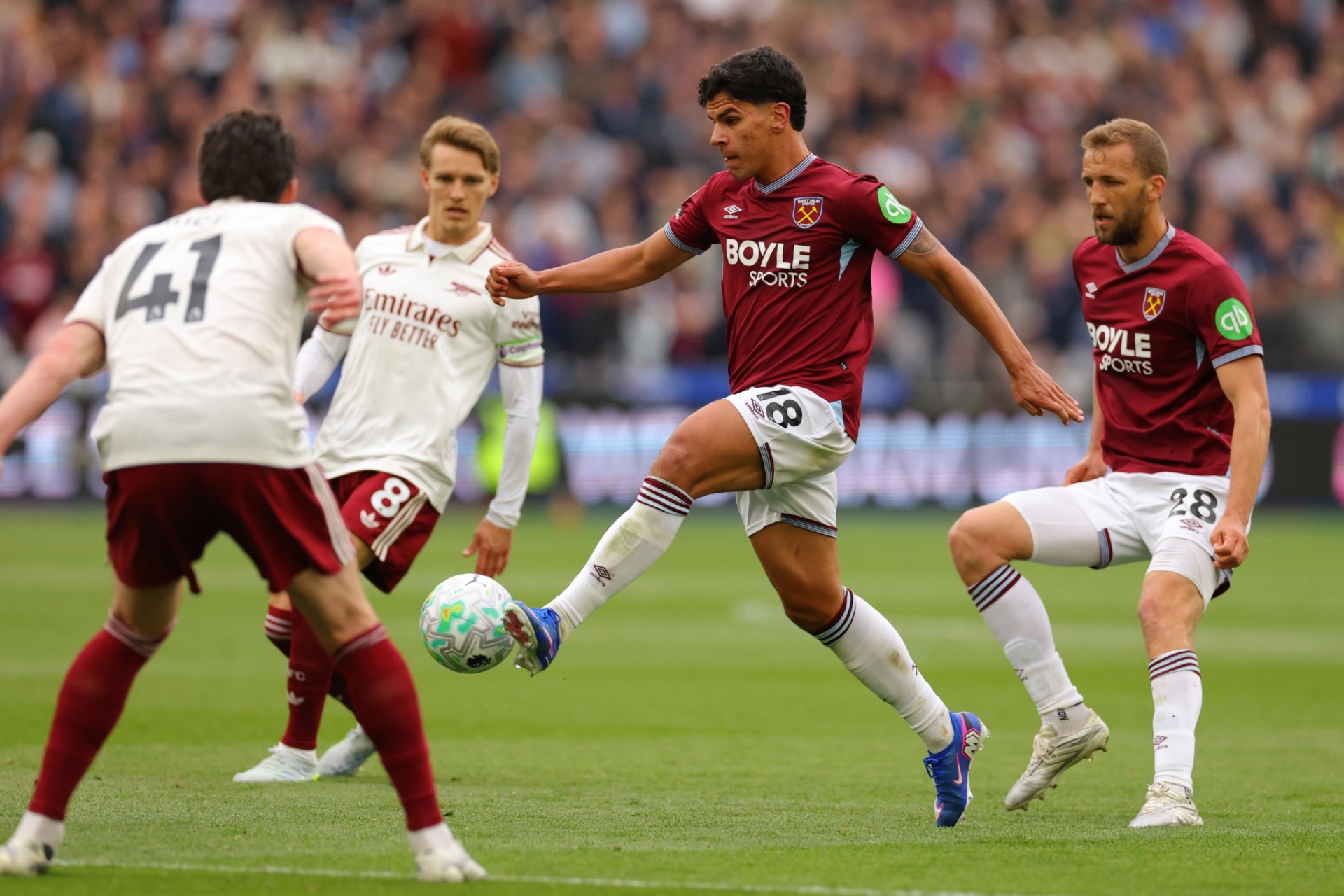 West Ham raise concern over Man Utd bid to sign Mateus Fernandes