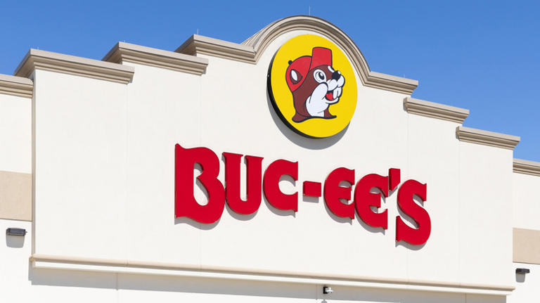 Yes, you can buy your favorite Buc-ee's snacks online. Here's how
