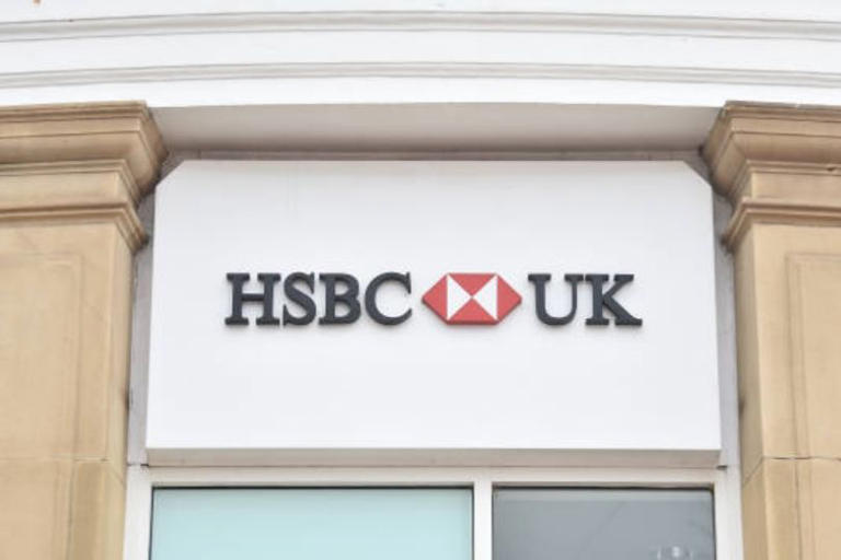 HSBC customers lose access to savings - with some left without £70,500