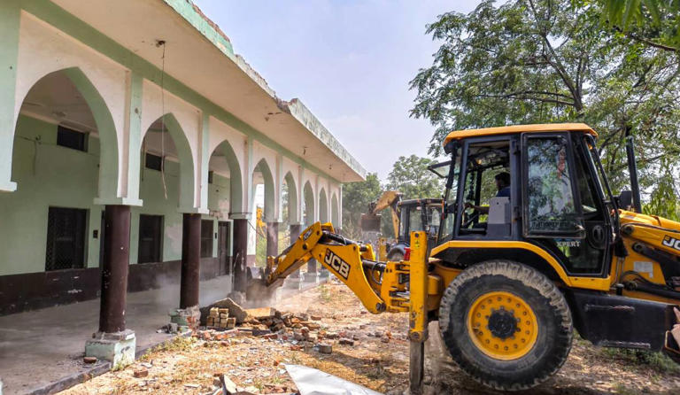 Ghaziabad administration seals unregistered madrasas in Khoda under ...