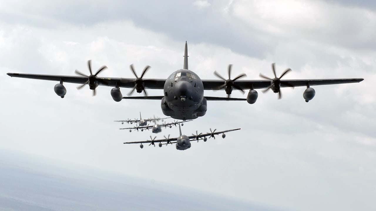 The flying gunship that owns the night
