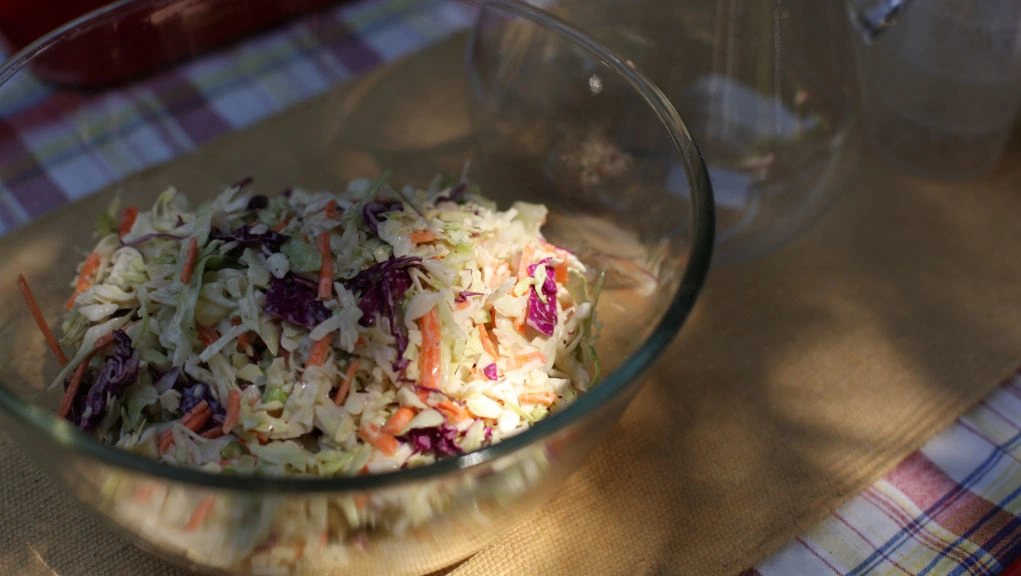Chowhound suggests green beans as fresh coleslaw twist