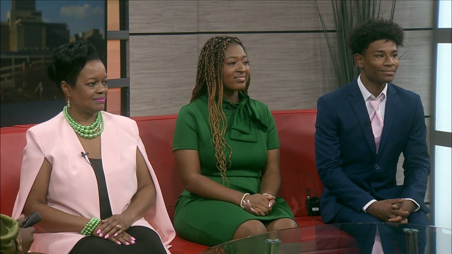 MAPS program connects top students with the community