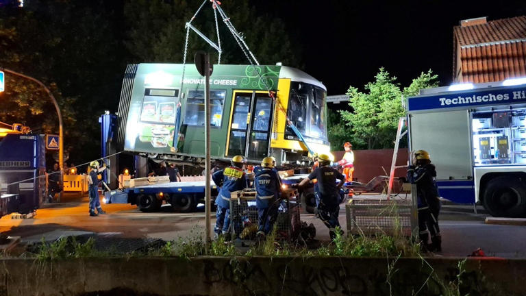 Straßenbahnunfall in Berlin: Schon zu DDR-Zeiten wurden Fahrer vor der ...