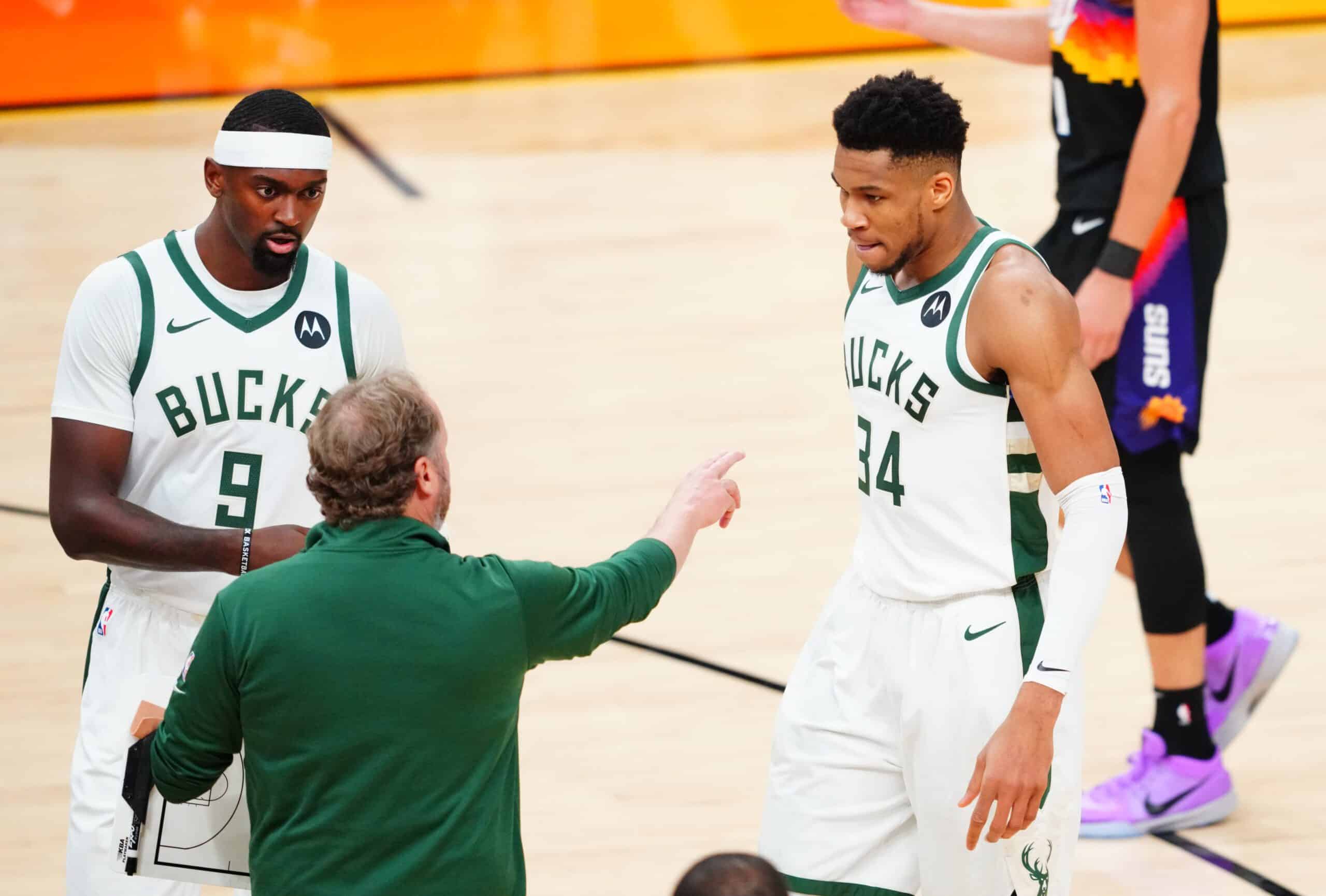 Ex-Bucks head coach Mike Budenholzer hit with a wild allegation by his ...