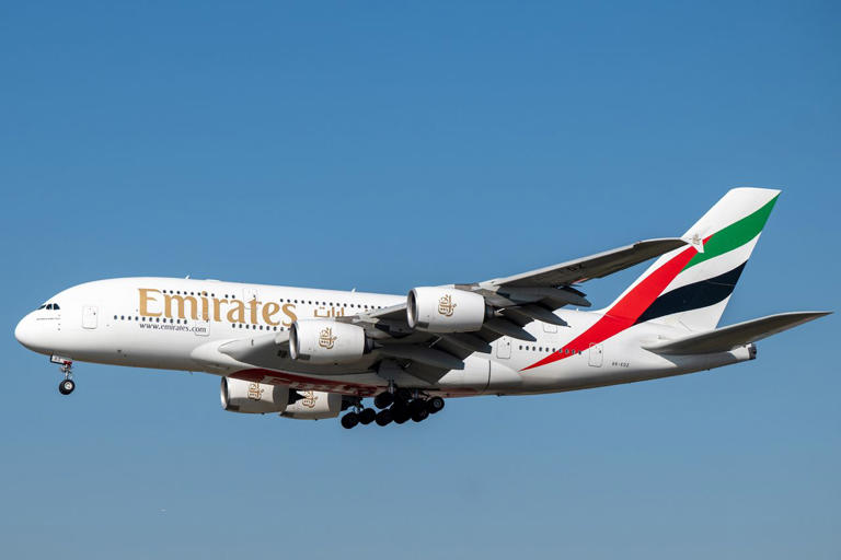 6 injured after smaller jet hit by severe wake turbulence caused by ...