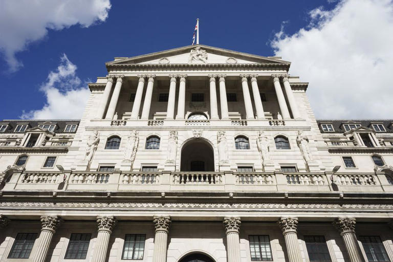 Bank of England issues update for anyone with a mortgage ahead of ...